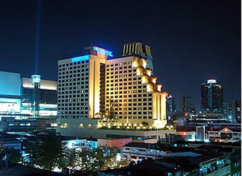 Novotel on Siam Square | Bangkok Golf Resort Hotel, Thailand